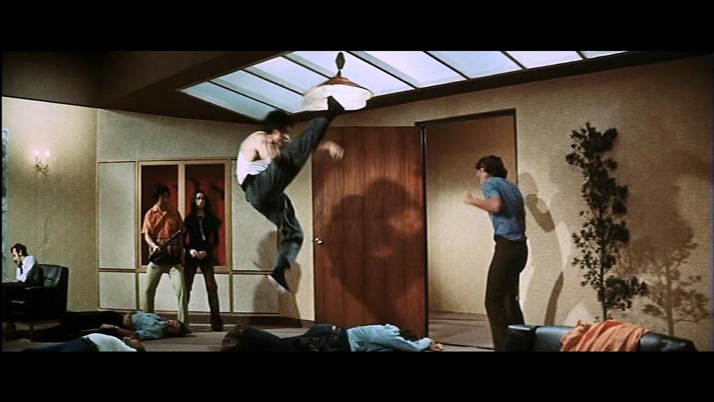 Profile of Bruce Lee - Kung-fu Kingdom